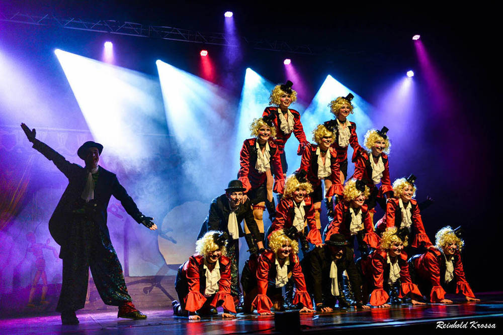 1000 tanzende Beine beim 30. Up To Dance Festival | Pressemitteilung ...