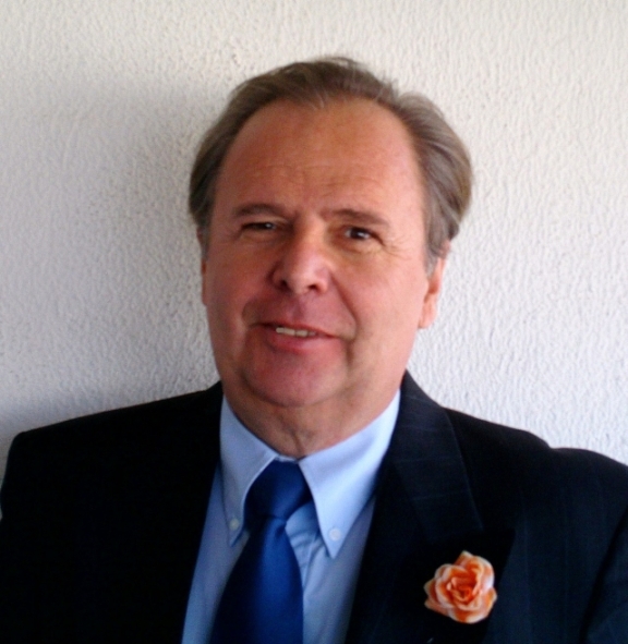 Silikonbrüste sind OUT | Pressemitteilung WebService