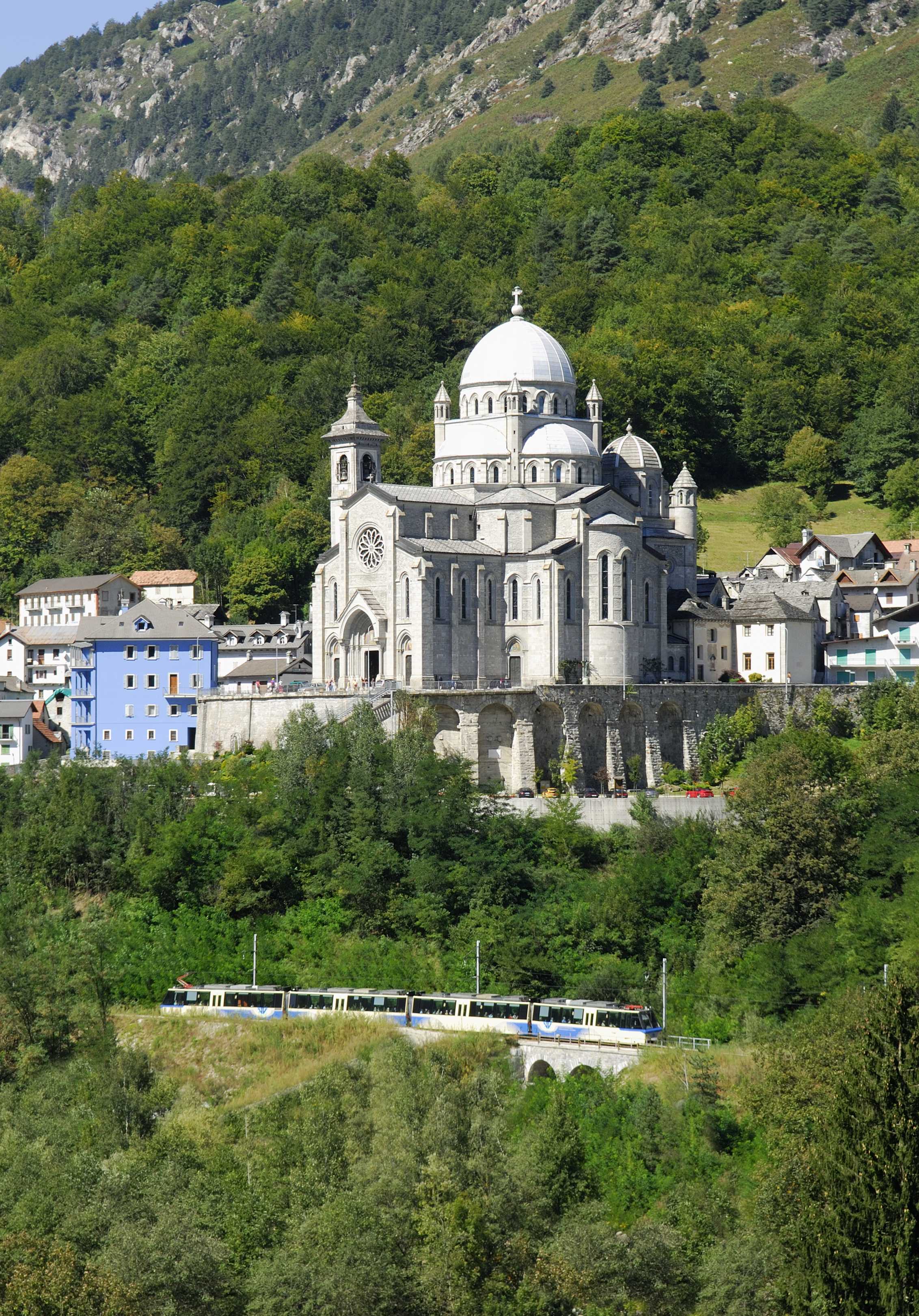 Vigezzina Centovalli - die Schmalspurbahn am Lago Maggiore ...